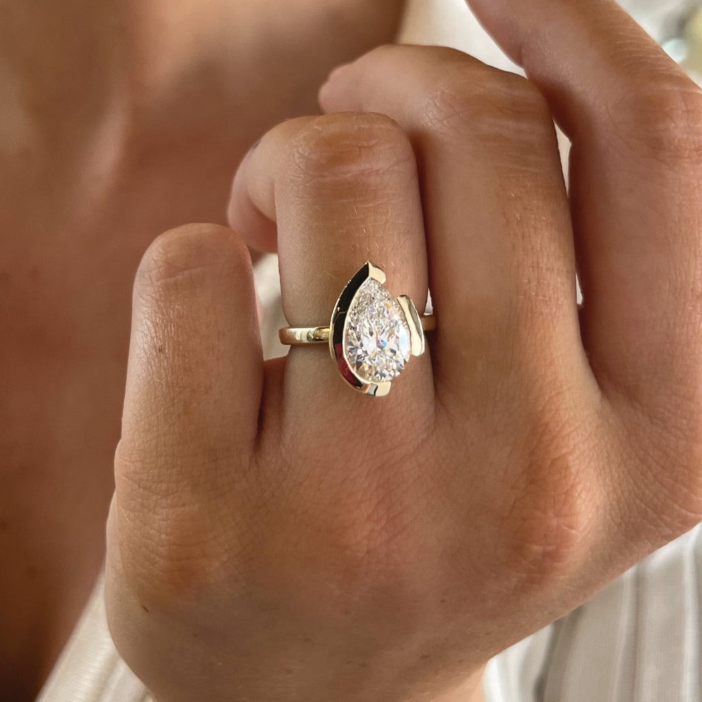 FLOAT™️ - Pear Cut - Diamond Ring – UbyKate